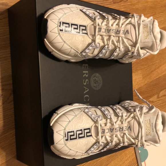 Versace | Shoes | Versace Trigreca Size 43us White And Blue Sneakers ...